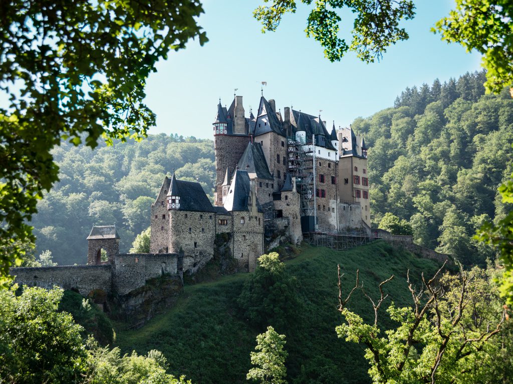 Castillo De Eltz En Alemania ⭐️Guía Para Visitarlo⭐️ – FFPKG