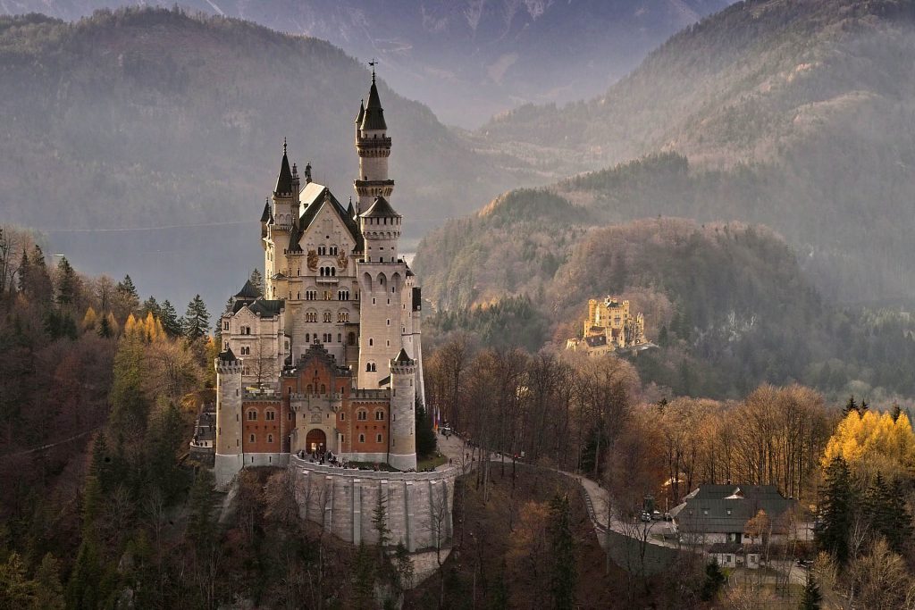 Qué hace especial a Neuschwanstein, el castillo de Luis II de Baviera